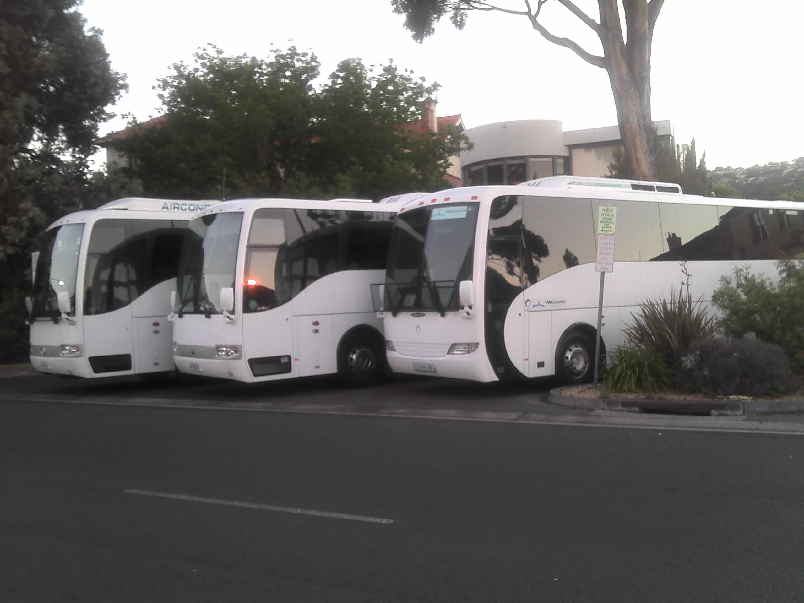 McDermott's | Coach Charter